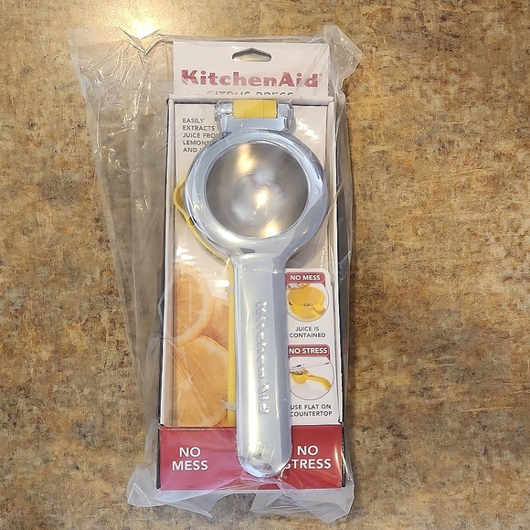 KitchenAid | Kitchen | Kitchenaid Citrus Press | Poshmark